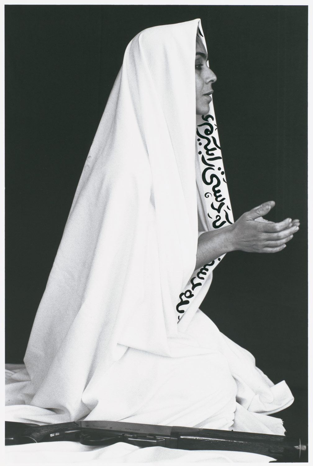 Women Of Allah Shirin Neshat 1997 129 8 Work Of Art Heilbrunn