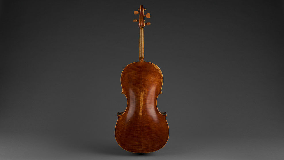 "Royal George" Cello - MetCollects - The Metropolitan Museum of Art