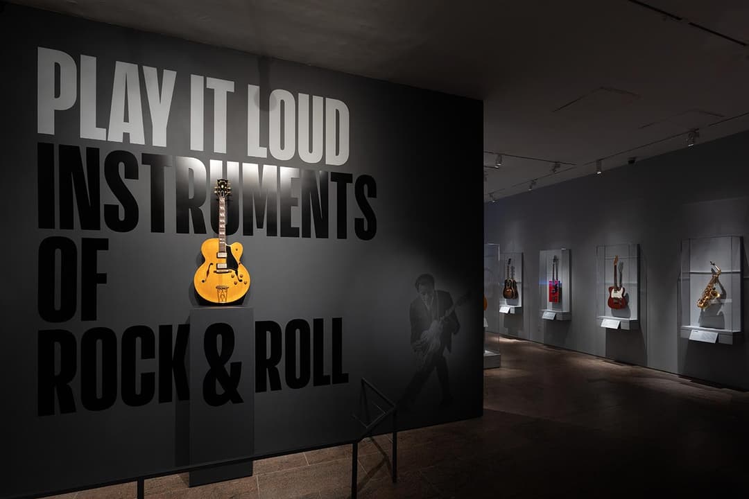 Play It Loud - Primer